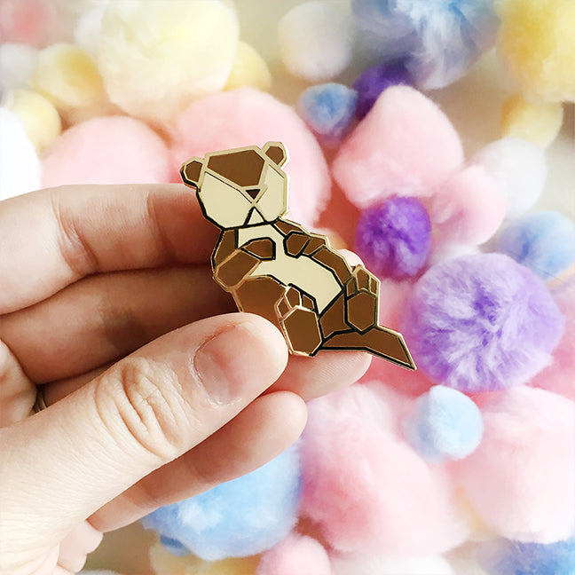 Origami Otter Enamel Pin – Unicorn Paper